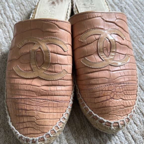 CHANEL | Shoes | Chanel Croc Print Baby Pink Cc Slides Espadrilles ...